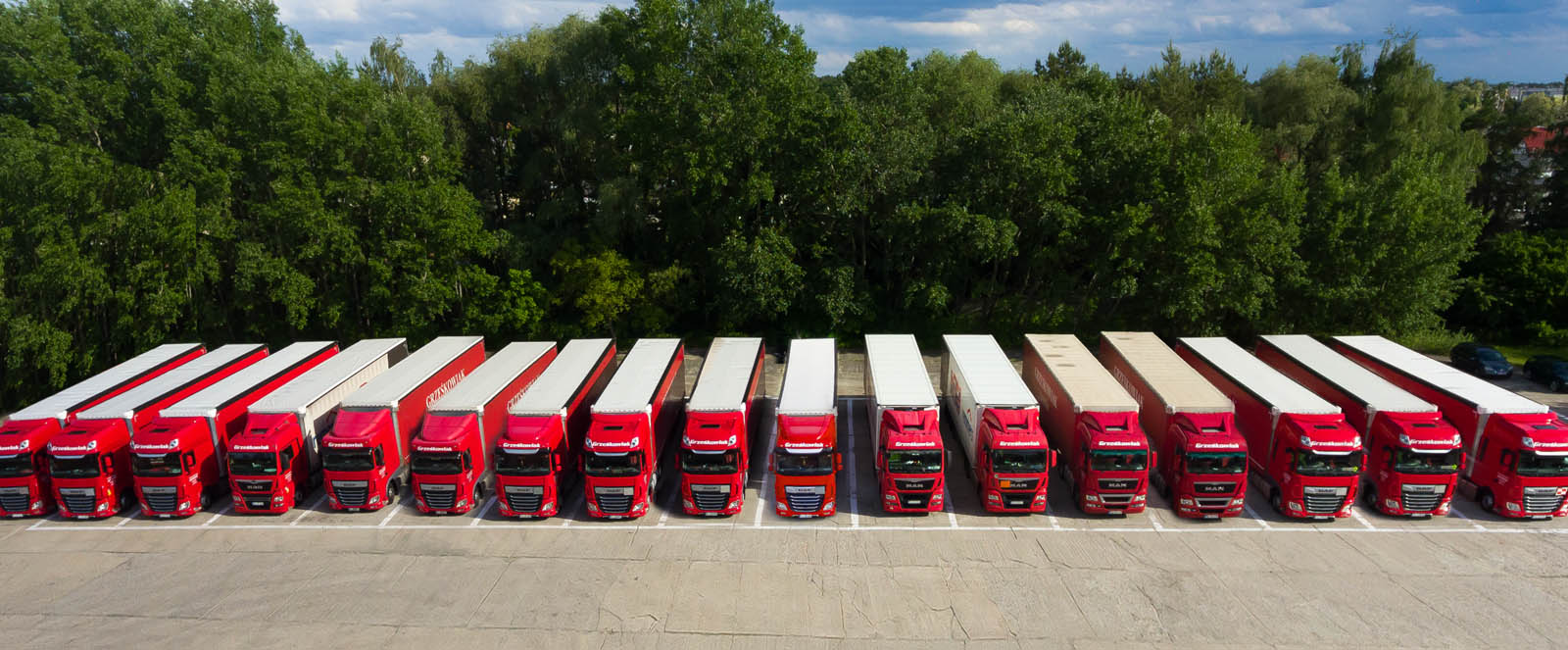 Centrum Logistyczne Grześkowiak - transport krajowy i międzynarodowy